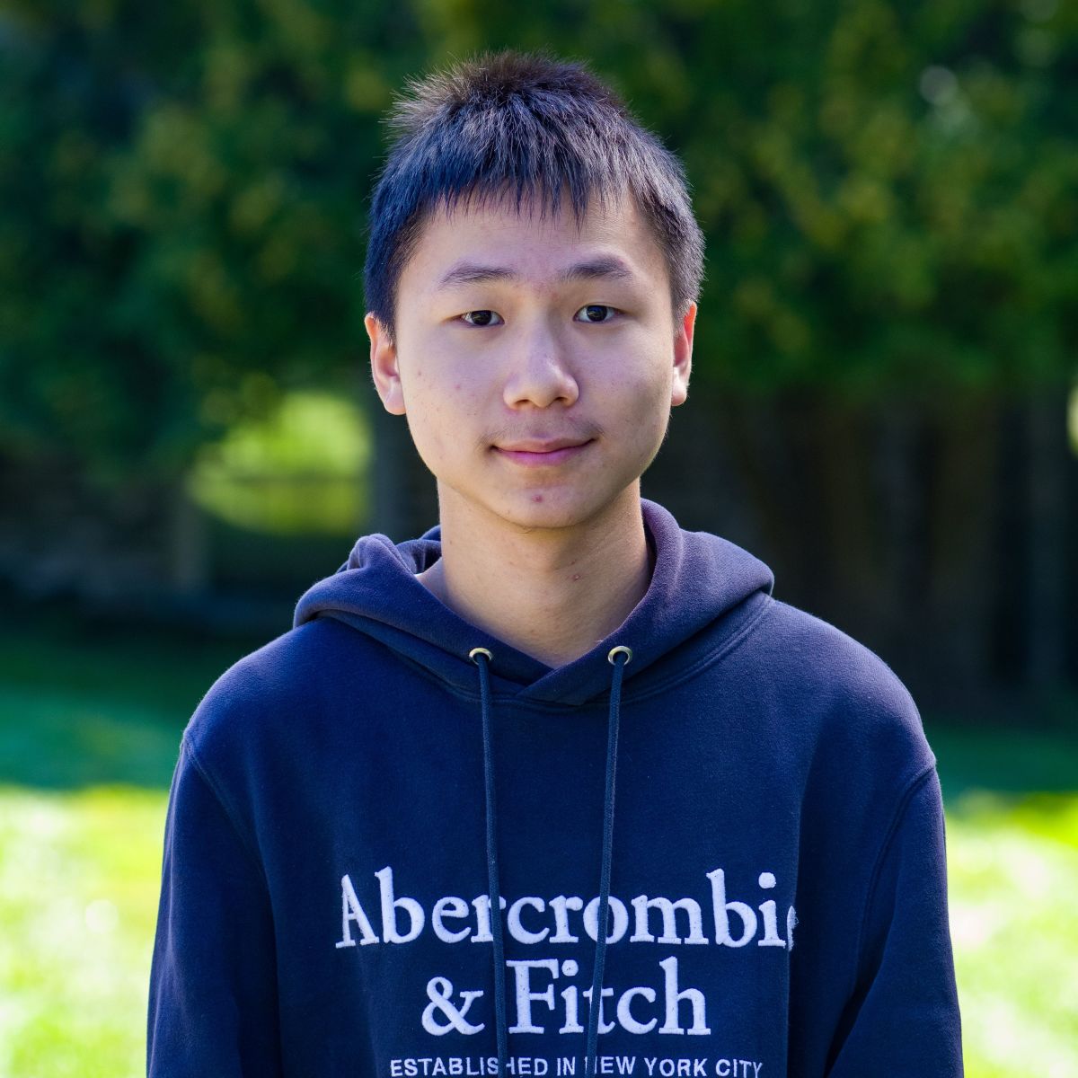 The Fall In Simon's Photos | Details