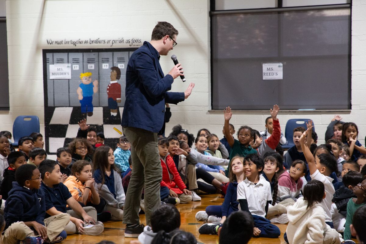 Author Ben Clanton visits McKinley Elementary | News Item - Independent ...