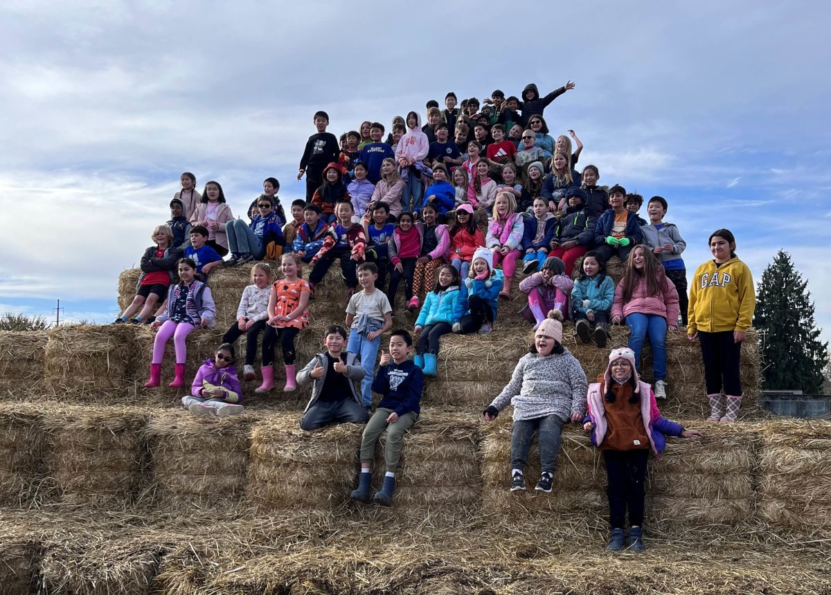 Fourth Grade Field Trip! | News Article - Endeavour Elementary School