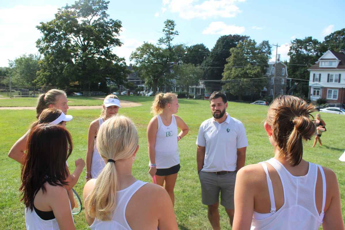Girls Tennis Season Review: Tennis Tenacity | News Story