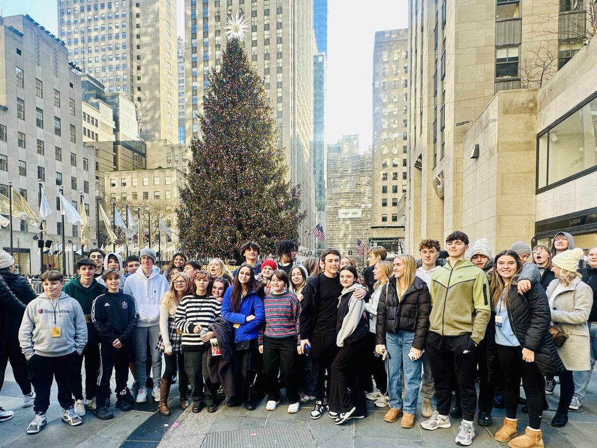 BPHS students get in the holiday spirit during field trip to NYC ...