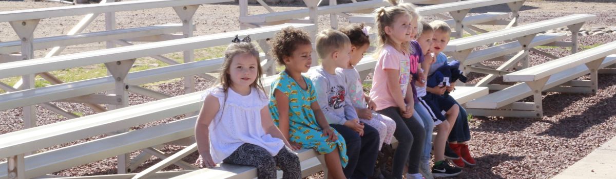 Kindergarten - Roadrunner Elementary School