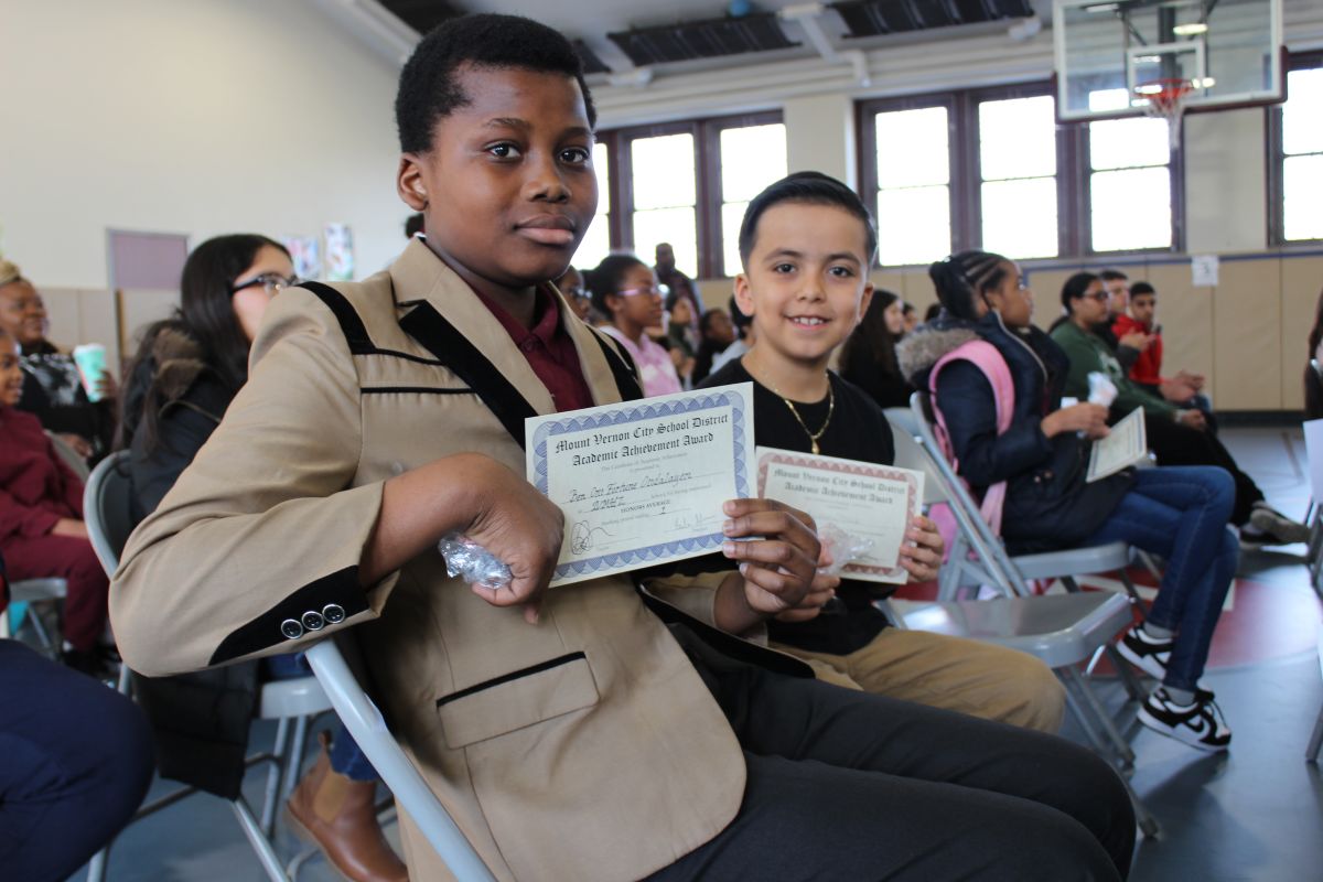 Scholars at Nelson Mandela/Dr. Hosea Zollicoffer School receive honor ...