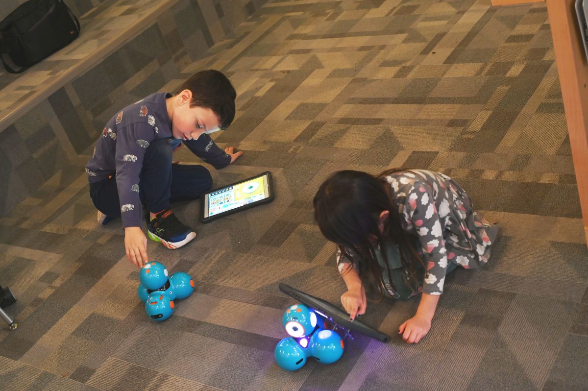 Lower School Participates in Coding Carnival | News Details