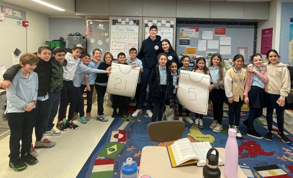 Lower School Students "Team Up" with Varsity Basketball Players to Prep ...