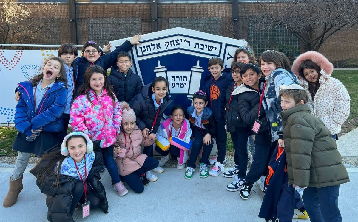Second Graders Become Yeshiva University Students for a Day | Ramaz ...