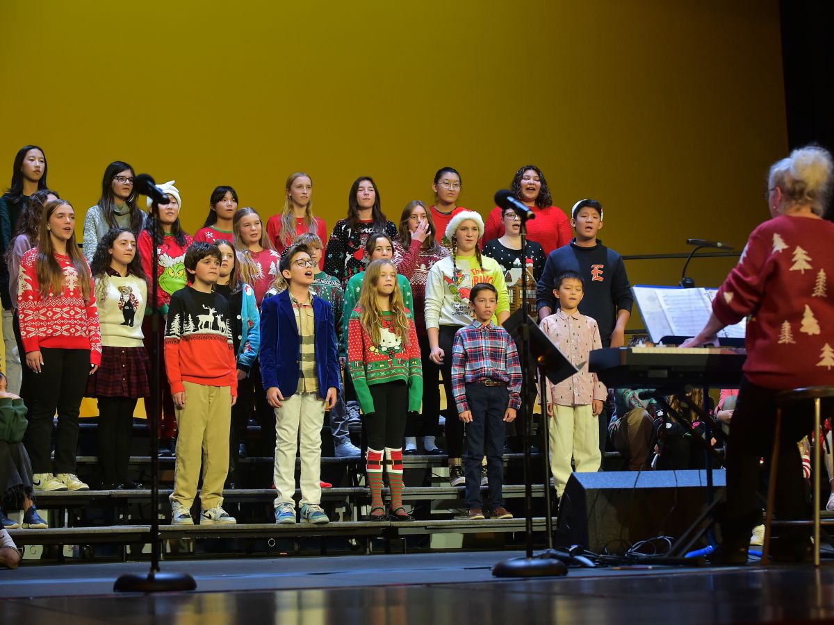 GSB Middle School Holiday Concert 2023 (Photo Gallery) | Post Page ...
