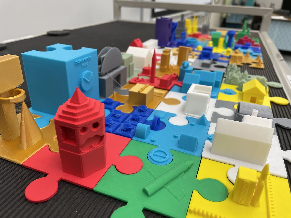 Fifth Grade Designs A 3D-Printed Neighborhood | News Details