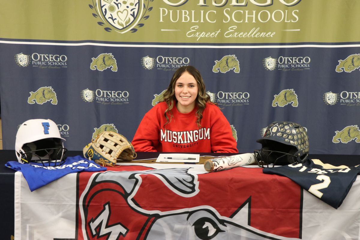 Hailey Headed to Ohio for Softball | Athletics News and Signings