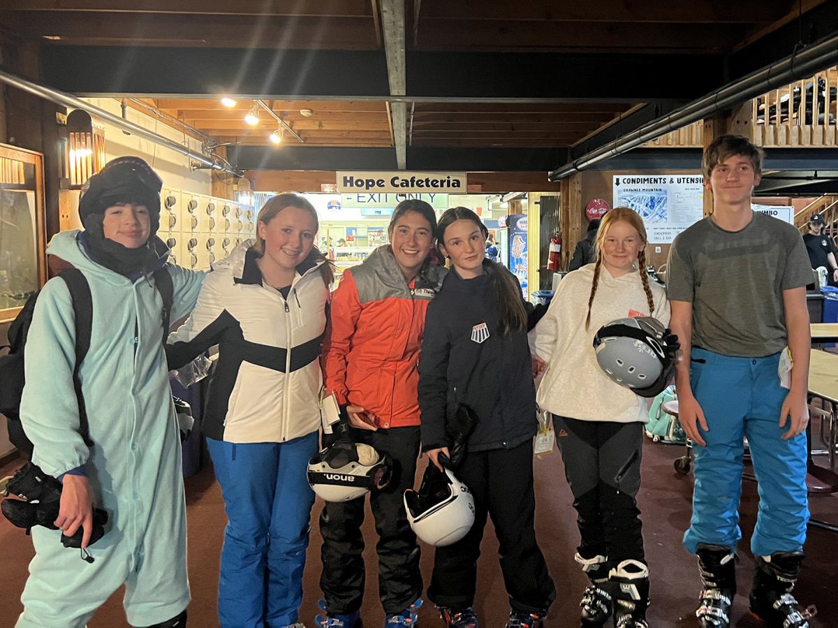 Middle School Ski and Snowboard Club Hits the Slopes | Morristown Beard ...