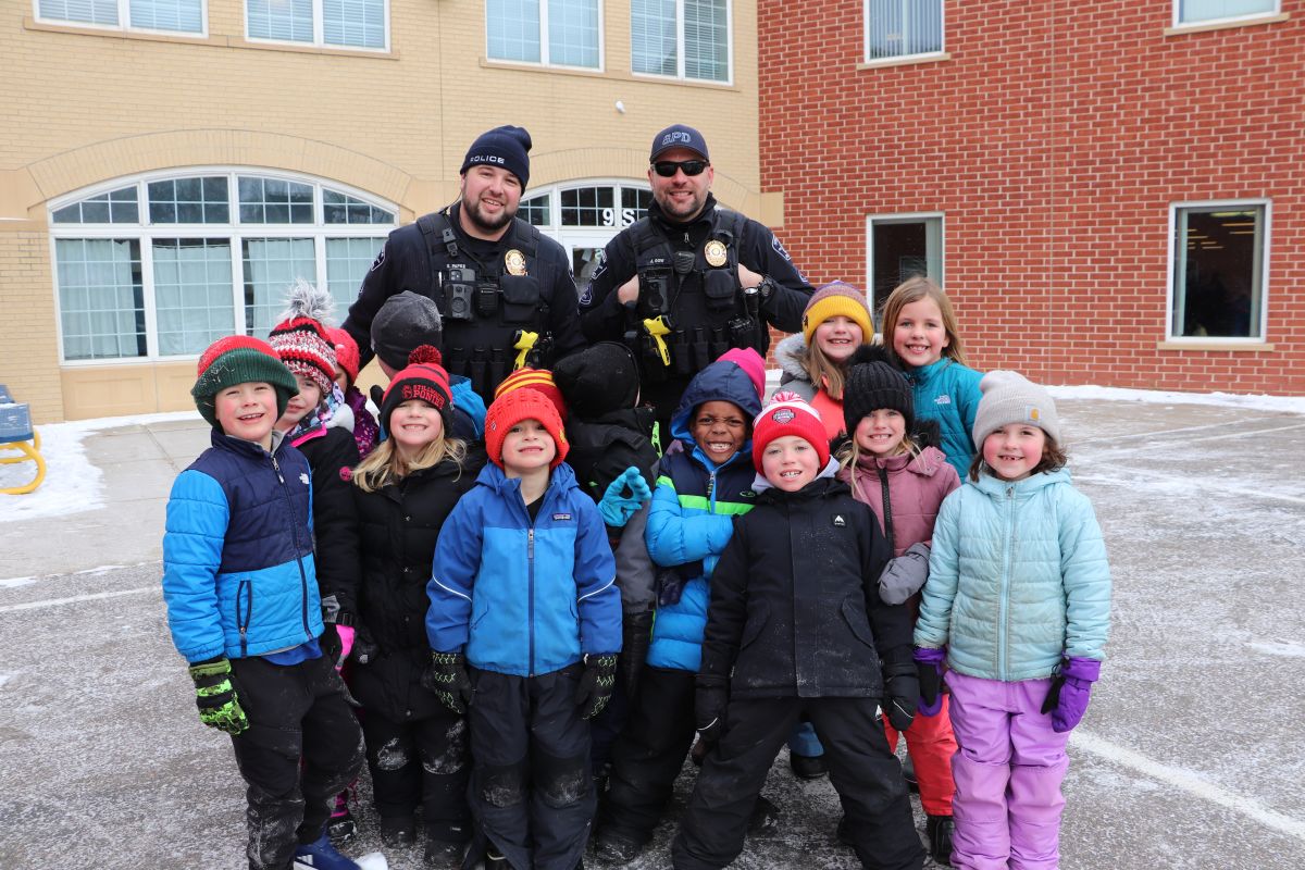 Stillwater alum's Police PALS program connects cops and kids | District ...