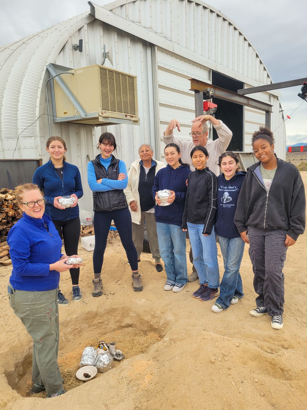 A Weekend in Joshua Tree: Clay Design Learns Pit Firing | News Post