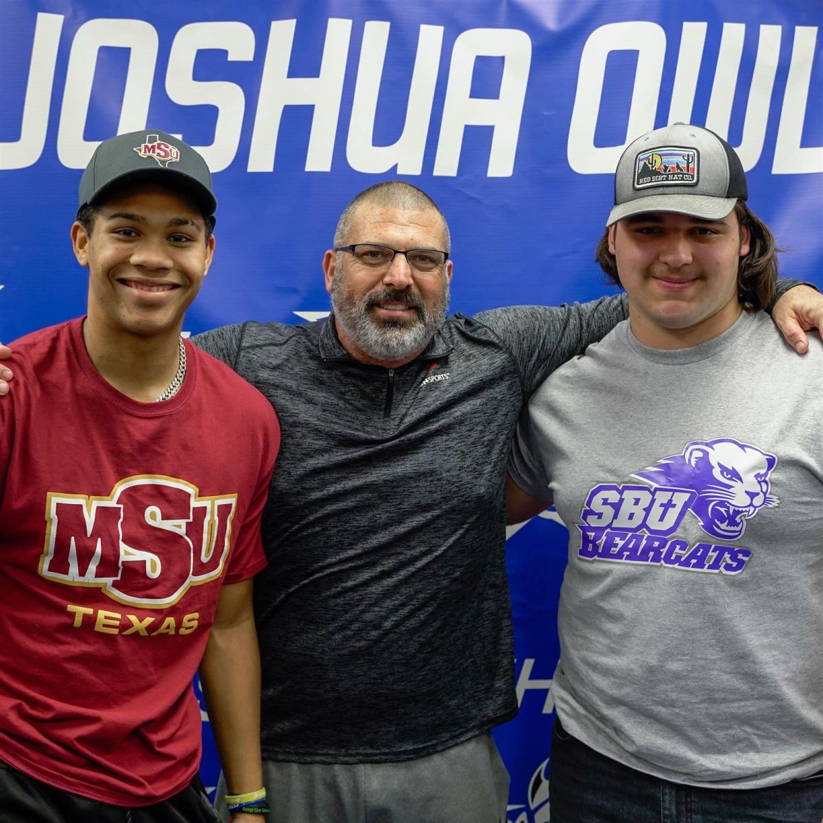 Two JHS football student-athletes sign NLIs | Joshua ISD News Details