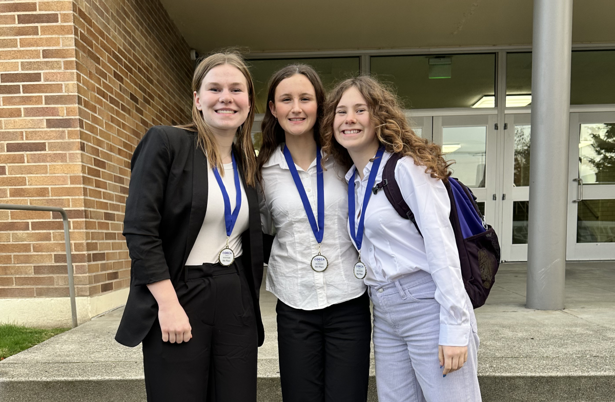 BBHS entrepreneurs compete at DECA | News Details