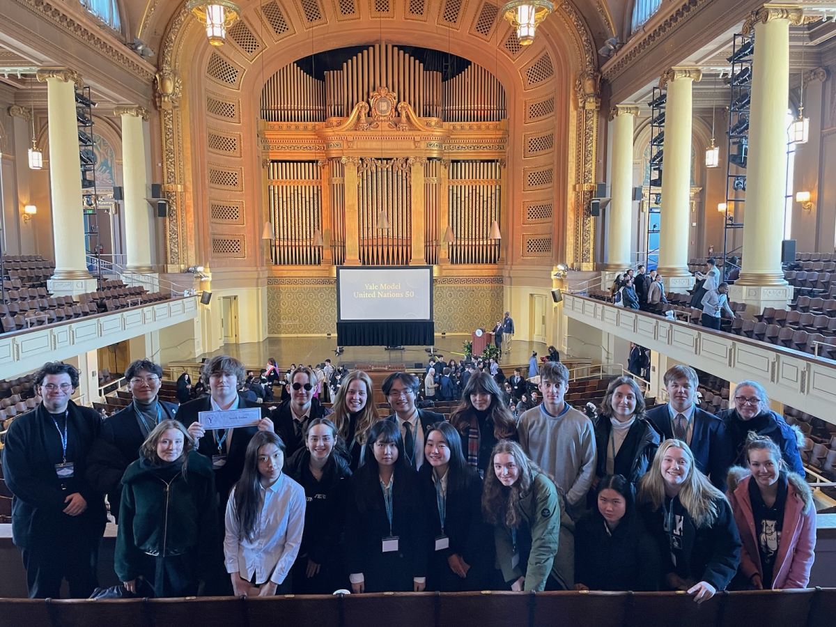 Gunn Model United Nations Team Excels at Yale MUN 50 | News Details