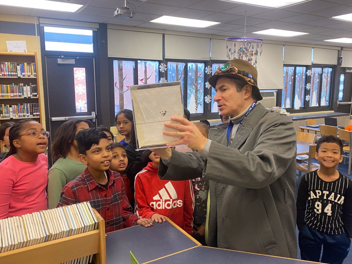 Paumanok PTA Brings In Author Jason Edwards To Kick Off PARP | News Post