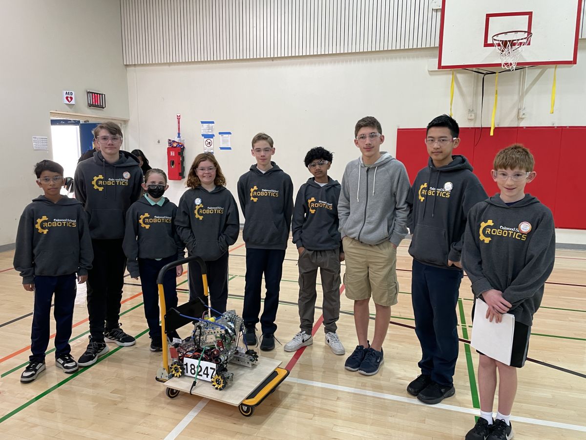Oakwood School Robotics Teams Excel at FTC Tournament | News Details