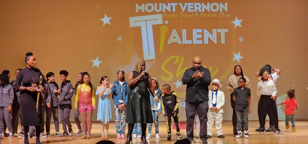 Mount Vernon High School hosts Hidden Talent Fashion Show | News Details