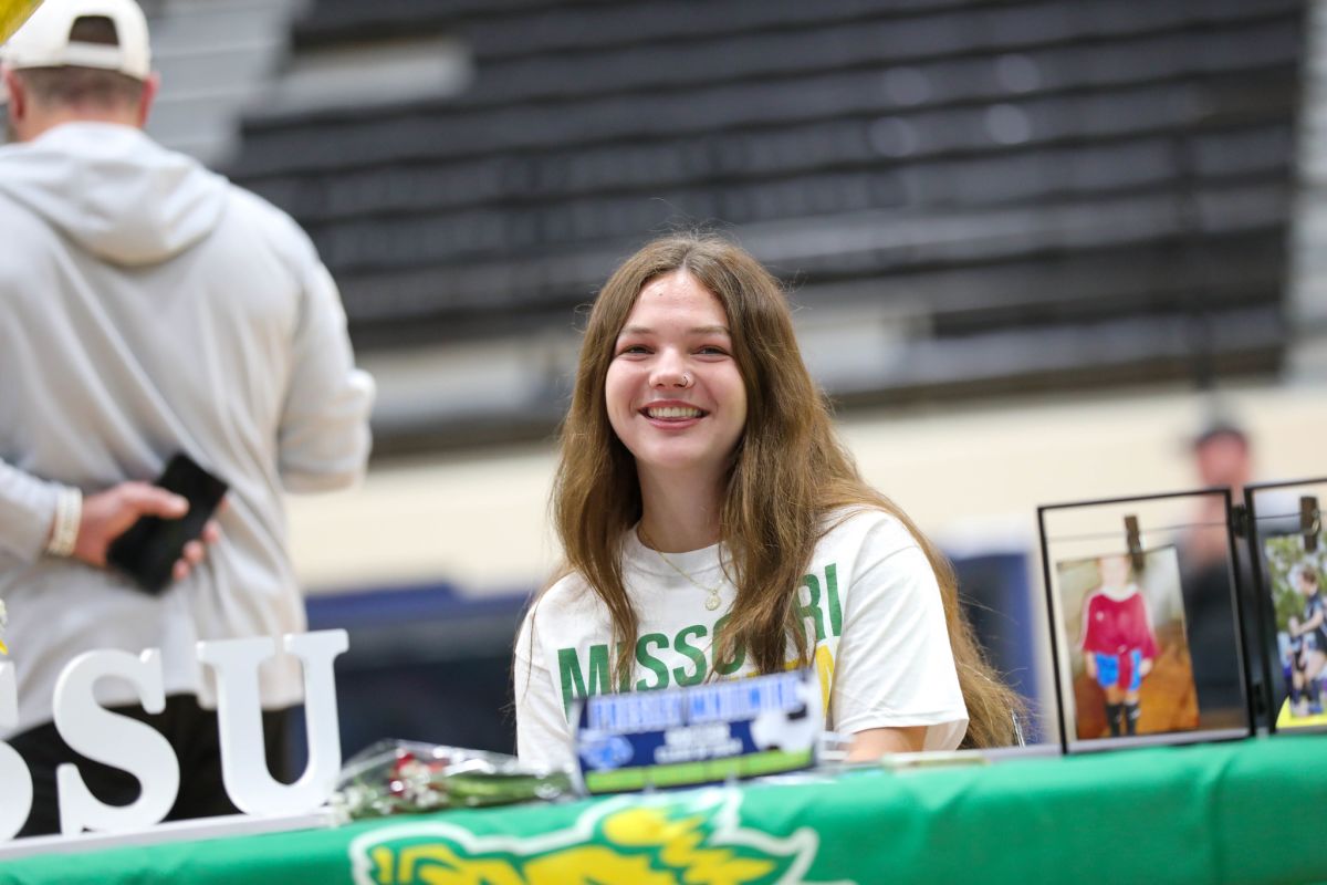 Signing day ceremonies recognize 23 NISD student-athletes | Details ...