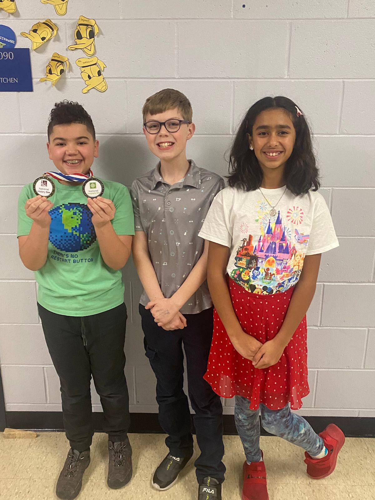 Elmbrook Students Take Top Spots in History, Geography and Science Bees ...