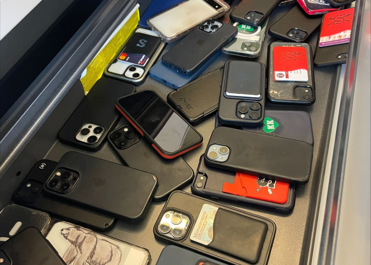 Arrows Participate in Phone Free Fridays Lenten Initiative | Recent ...