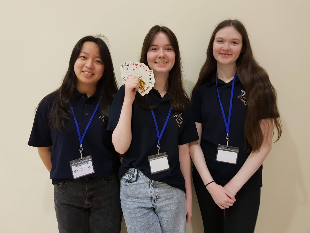 Bridging the Gap: trio make history | Latest News