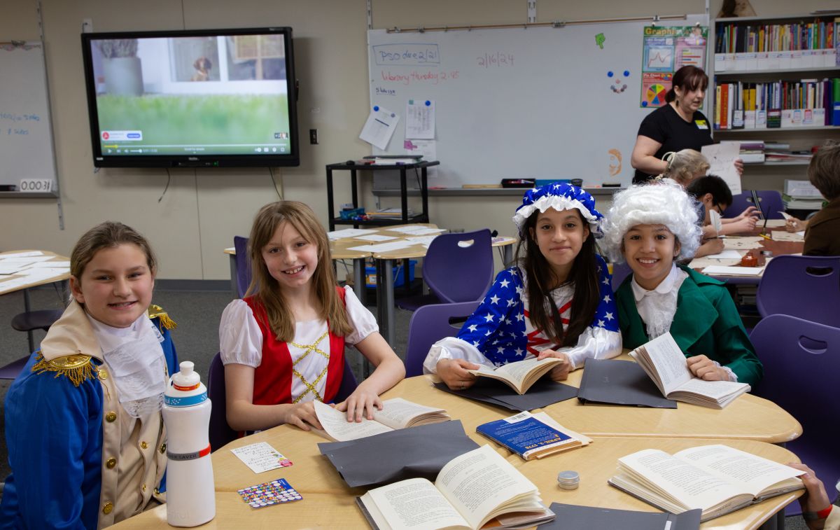 Zarrow students celebrate Revolutionary War Day | News Item ...