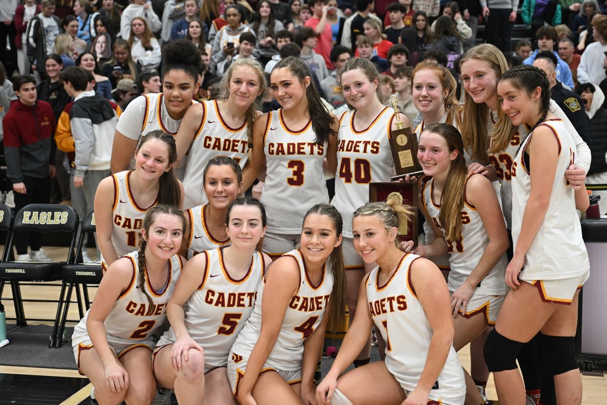 Girls Varsity Basketball Team -- 2024 FCIAC Champions! | post