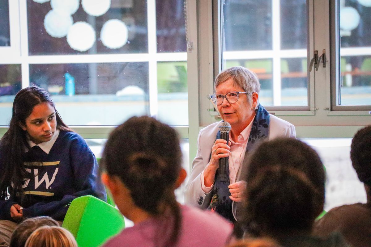 Suzanne Cooke, RSCJ, visits Stuart and shares her Sacred Heart story ...