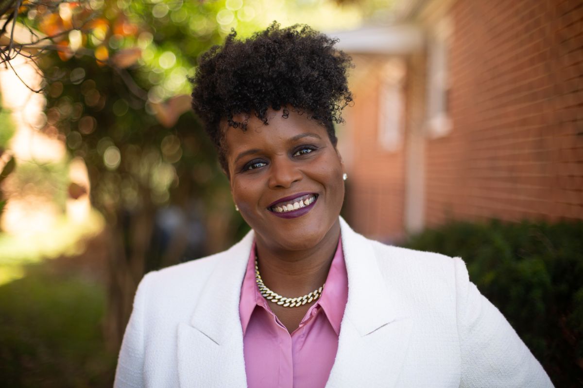 The Full Emma Experience: Kalisse Anderson ’97 | News Details