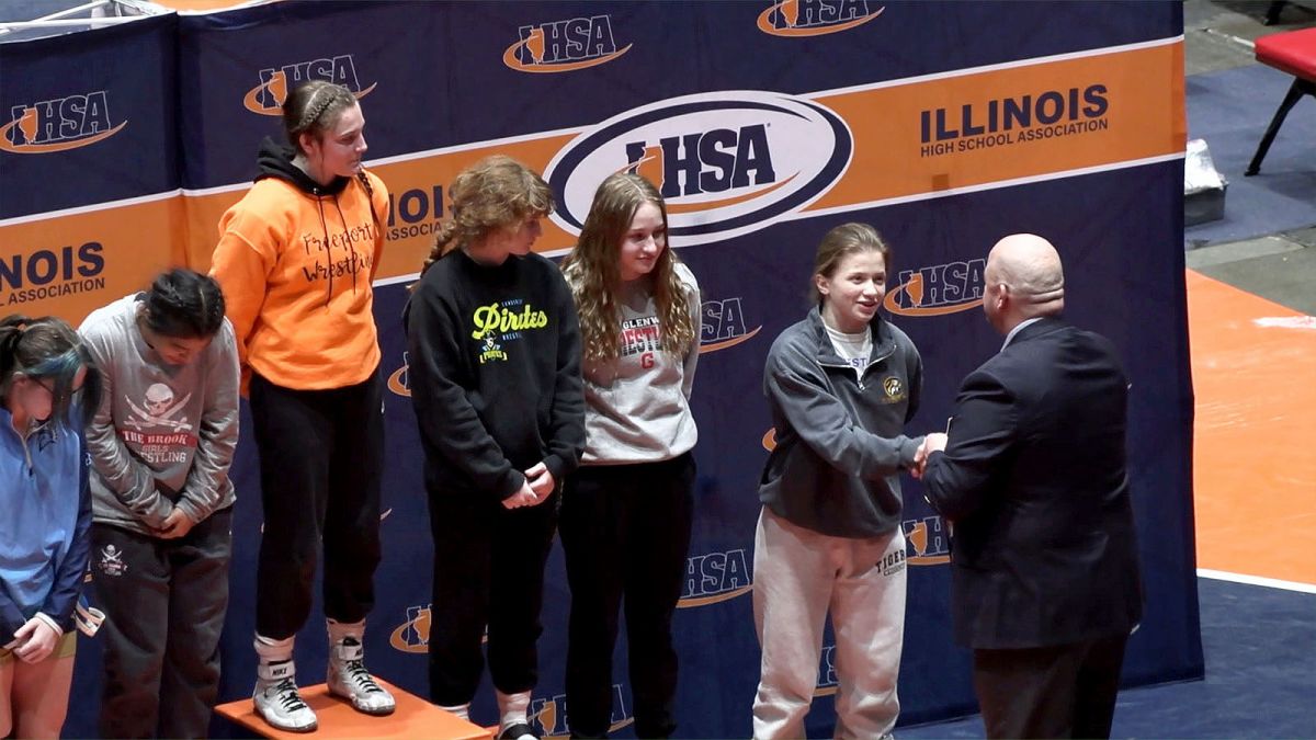 EPCUSD 401 Newsreels: Wrestler Rose Craig makes EPHS history | District ...