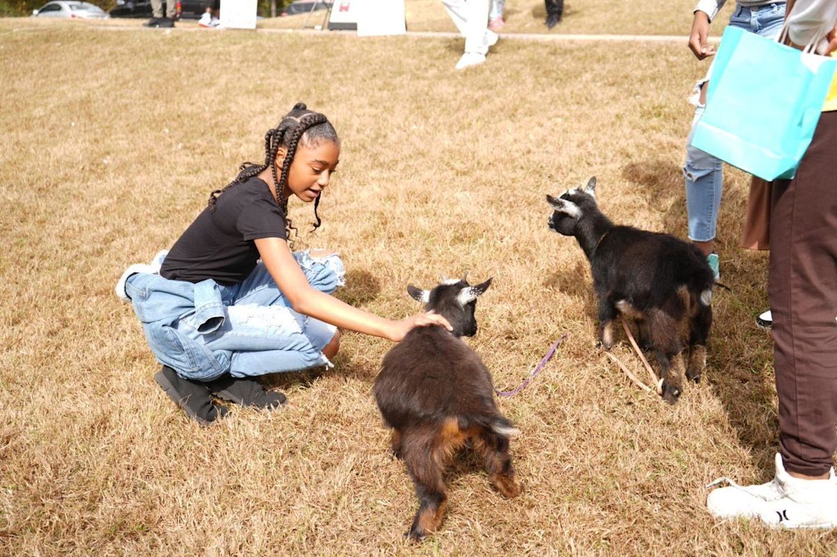 Oakley Elementary School Holds Inaugural STEAMTOPIA for Community | Details