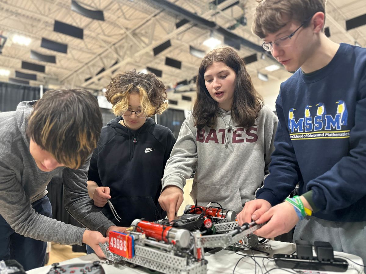 VEX: Inspiring Competition | MSSM News