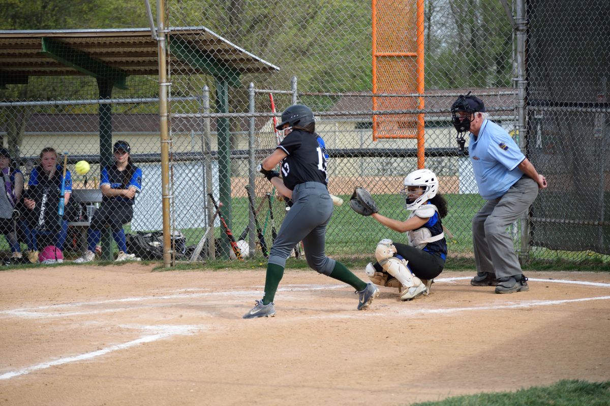 Softball Season Preview: New Coach and Strong Culture | News Story