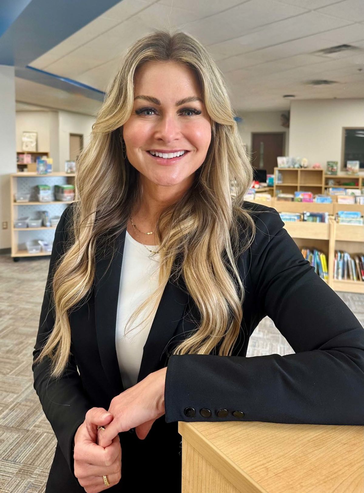 Creek Valley Elementary welcomes Principal Amy Reed | News Story