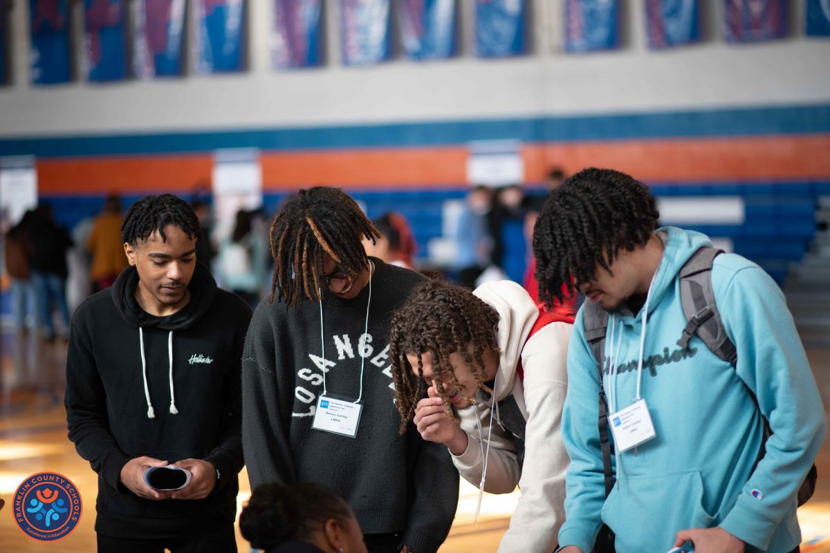 FCS Hosts Reality of Money Simulation Fair | News Details