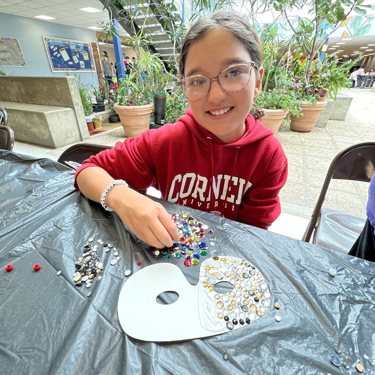 West Hollow Students Enjoy Cultural Crafts For World Language Week ...
