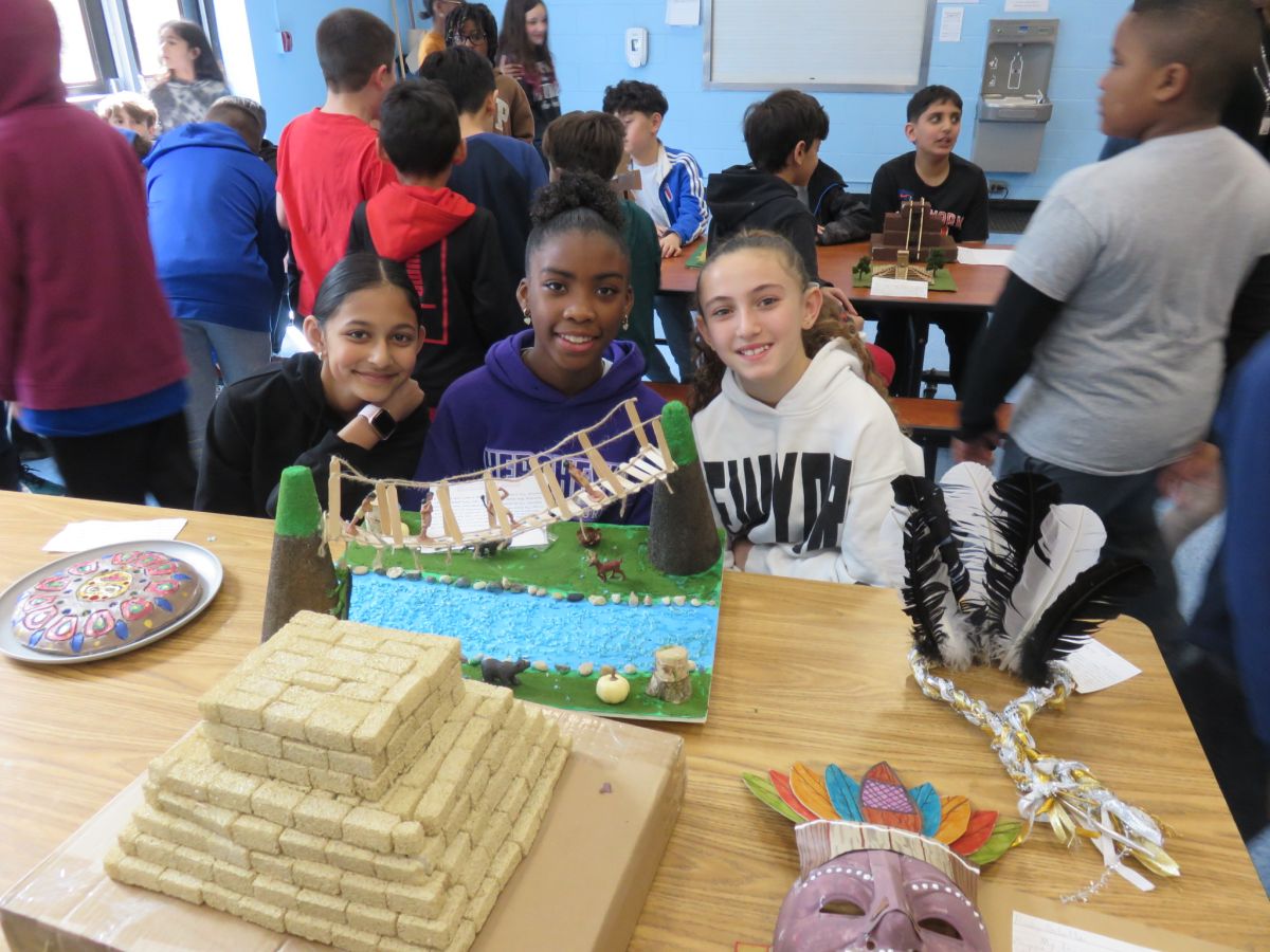 Vanderbilt 5th Graders Host Ancient Civilizations Gallery Walk | News Post