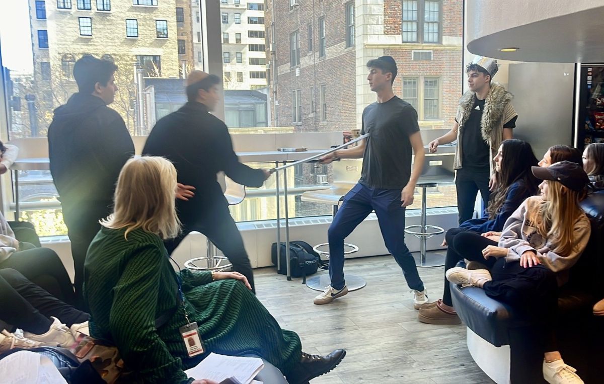 "Shakespeare and Comedy" Students Perform Laugh-out-Loud "15-Minute ...