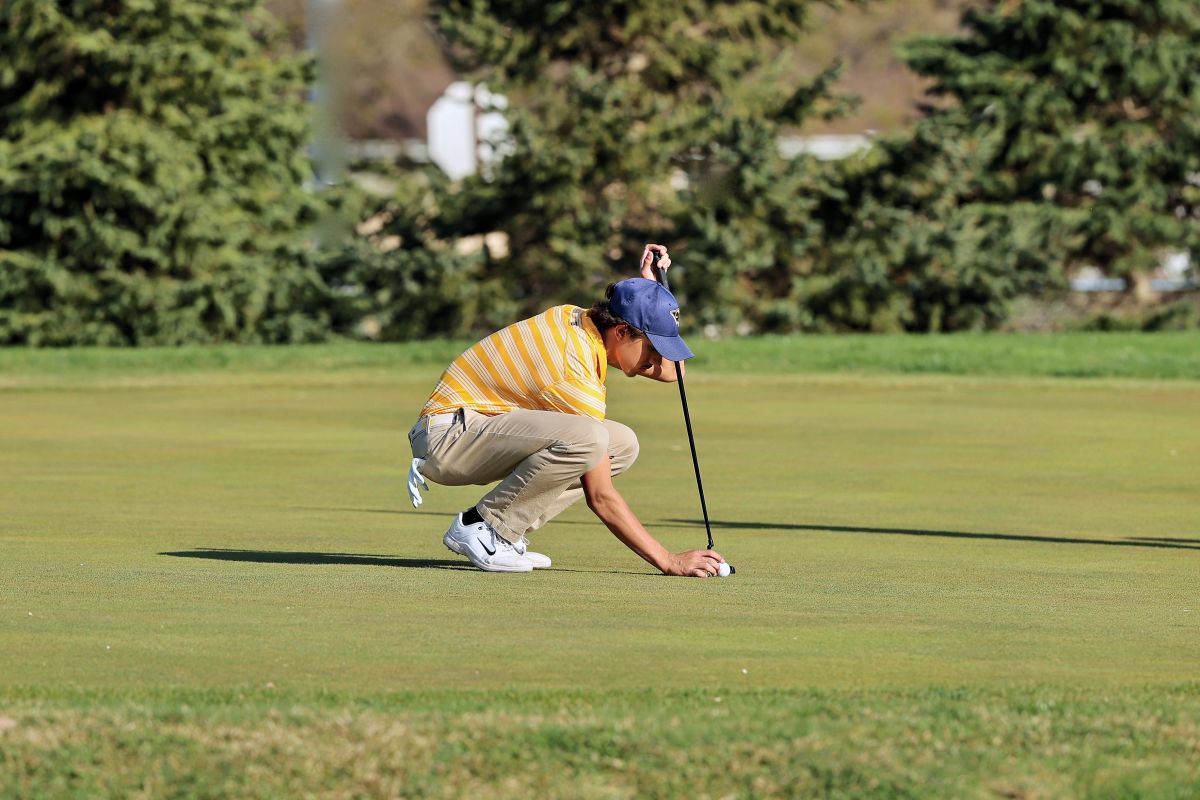 MUHS Golf Ranked No. 1, Named Team of the Week | Marquette University ...