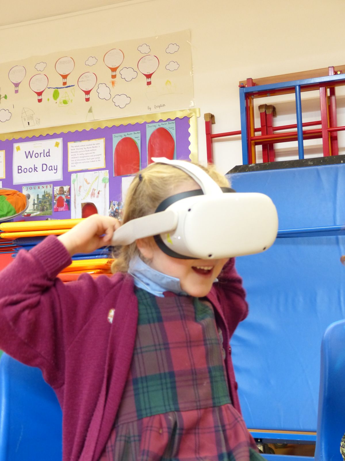 Diving into Discovery: Exploring Coral Reefs with Global Reef on Earth ...