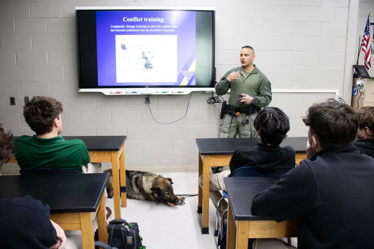 NJ State Police K-9 Unit Presents to Forensic Science Class | Announcements