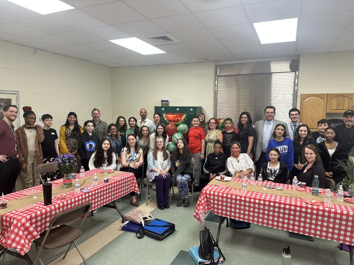 WFMS Students & Staff Enjoy PBIS Luncheon | News Post