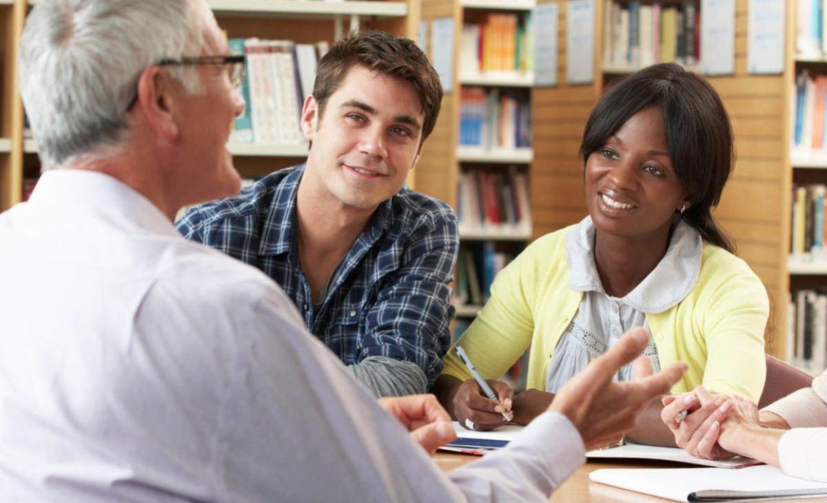 Partnering with Alumni for Admissions & Enrollment Success | Finalsite Blog