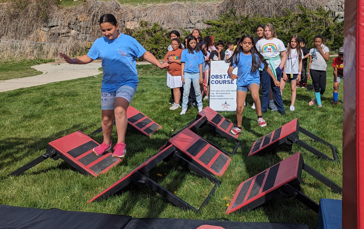 Elementary schools collaborate on grand celebration | News Details