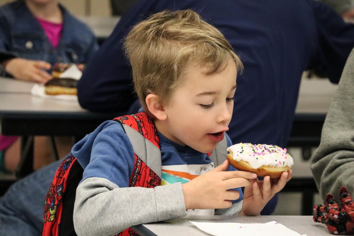 Jerry Ross Elementary Hosts "Donuts with Dudes" | Details