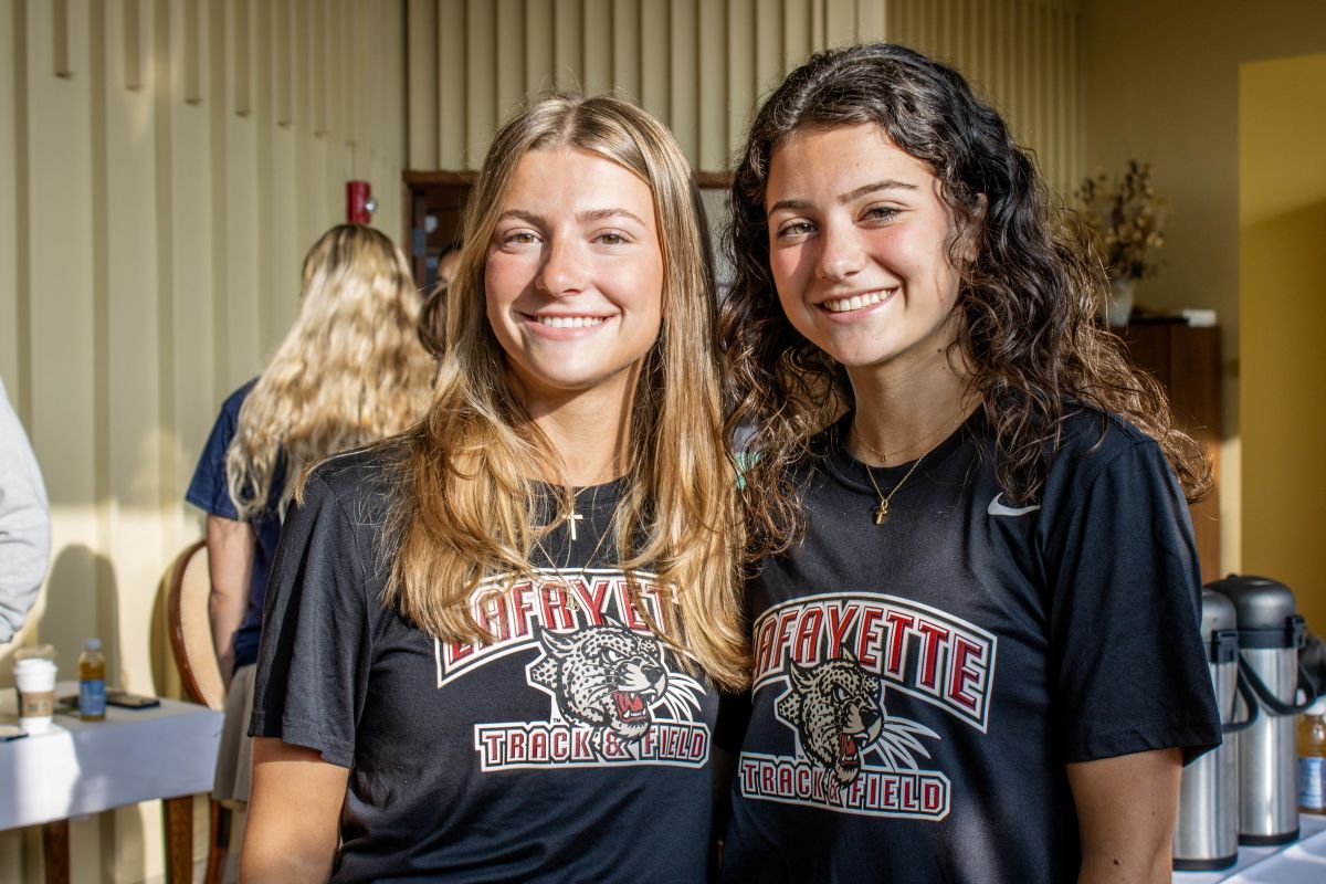 Lilly Bradfield '24 Offered Dyer Fellowship at Lafayette College ...