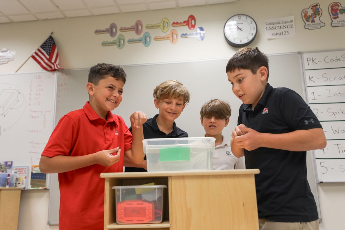 Grade 4 Students Participate in 3D Printed Boat Competition | Scots in ...
