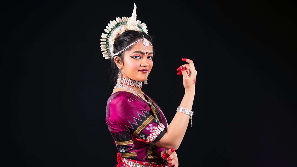 Meet Our Students: Anya ’25, Learning the Steps | News Post