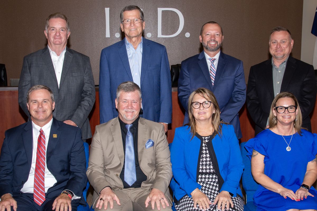 Trustees sworn in, officers elected | News Detail Page